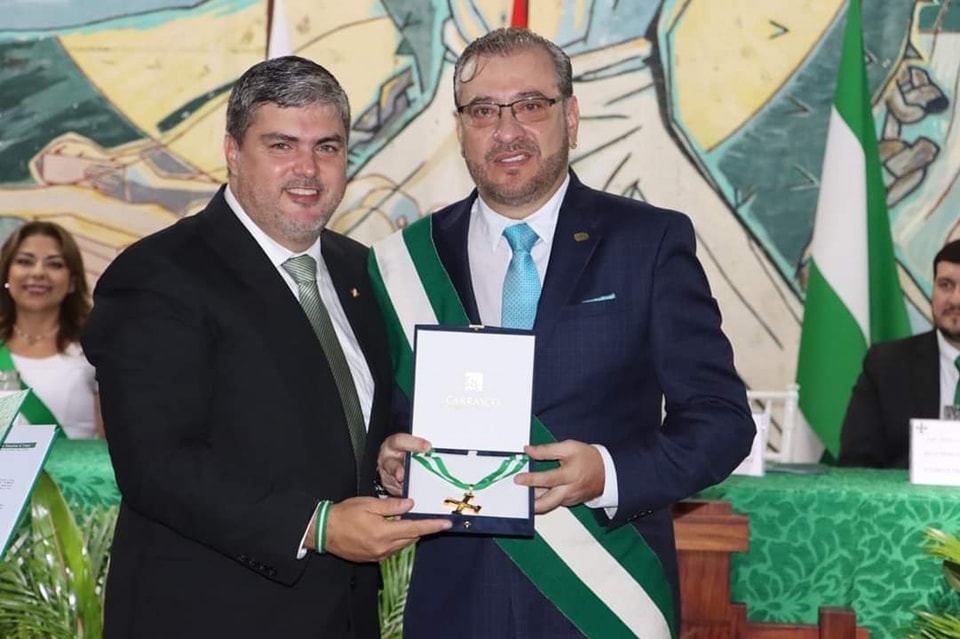 #SCZ: Fernando Larach asume la presidencia del Comité pro #SantaCruz ...