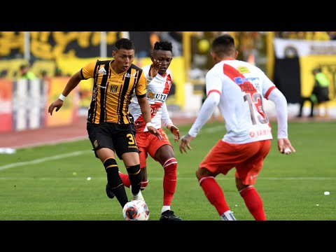 45+4′ ¡Final del primer tiempo! Al descanso en el Siles, The Strongest ...