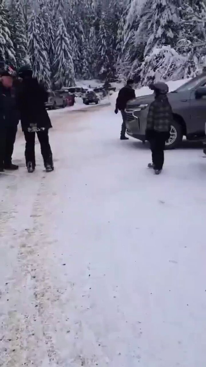 🇨🇦 | LO ÚLTIMO Durante sus vacaciones navideñas en British Columbia ...