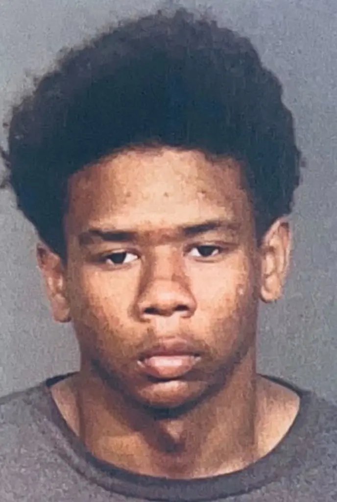 🇺🇸 | Kamel Hawkins, de 23 años, enfrenta cargos de intento de asesinato ...