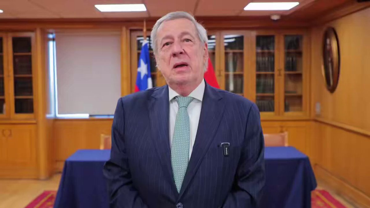 Los cancilleres de Chile, Alberto van Klaveren, y de Bolivia, Fernando ...